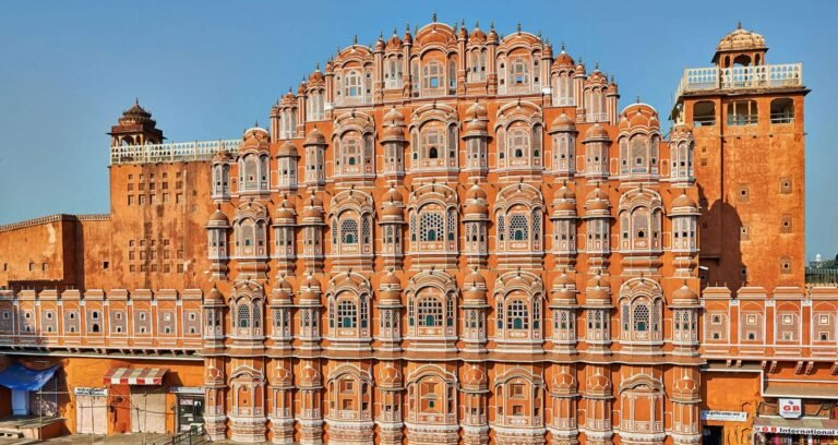 20 Iconic Monuments in India That You Must See on Your Next Trip