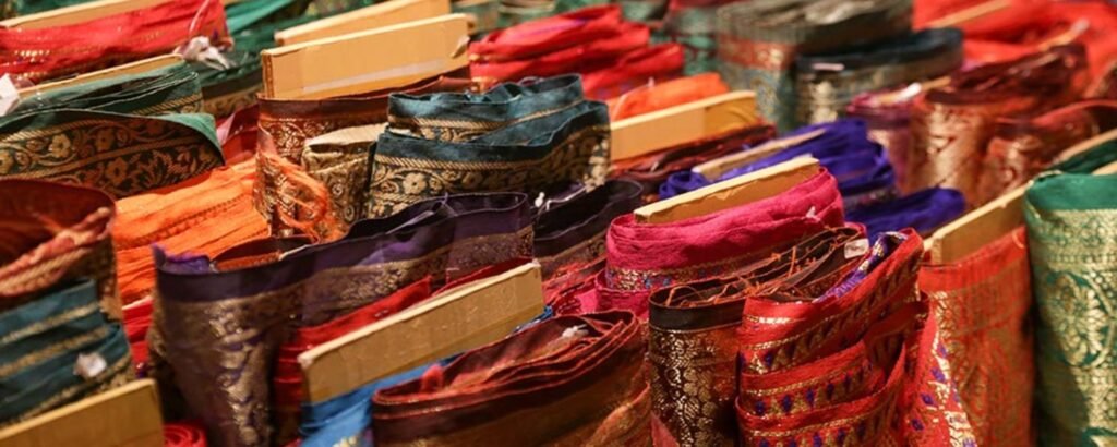 Chor Bazaar in Delhi History, Legends, and Insider Tips